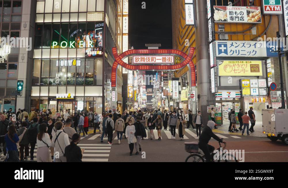 Street scene kabukicho shinjuku Stock Videos & Footage - HD and 4K ...