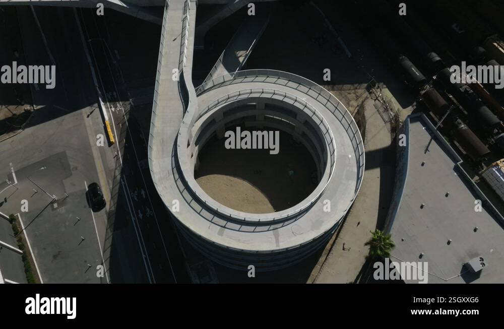 Helix structure on the side of the new 6th Street Viaduct in Los ...