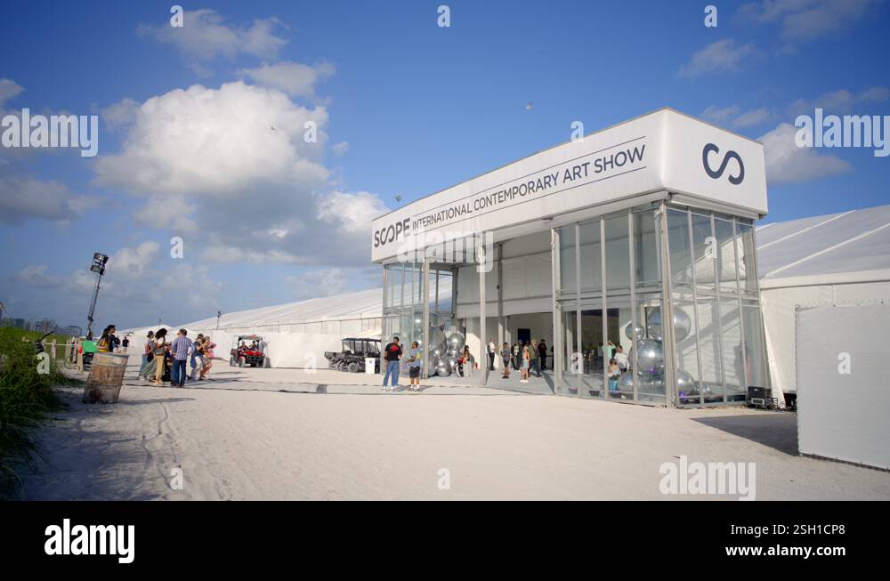 Scope International Contemporary Art Show Miami Beach Art Basel 2022 ...