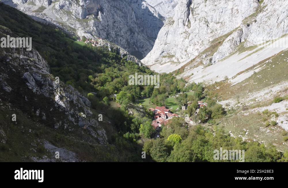 Spain bulnes village Stock Videos & Footage - HD and 4K Video Clips - Alamy