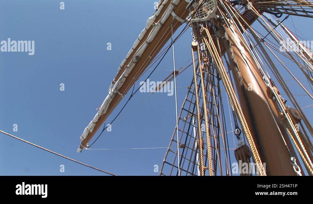 Top mast Stock Videos & Footage - HD and 4K Video Clips - Alamy