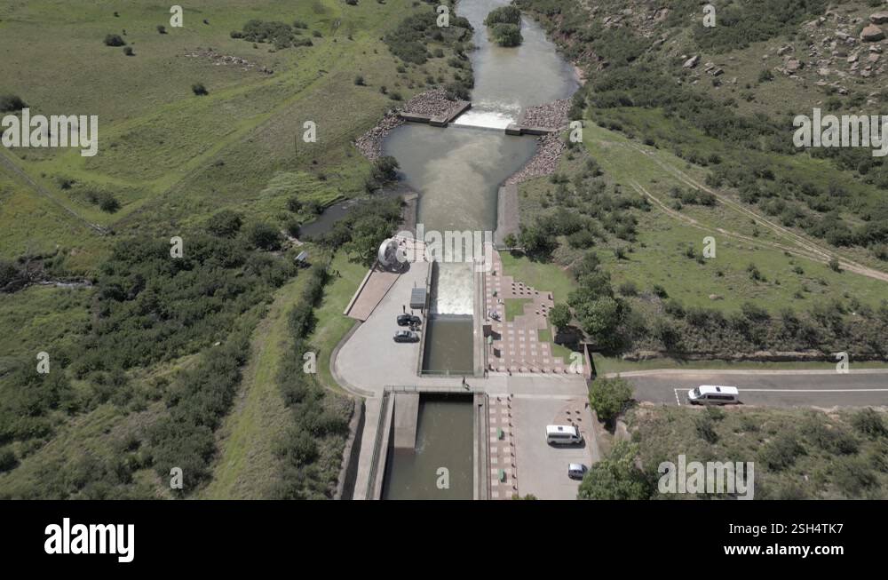 Water emerges Stock Videos & Footage - HD and 4K Video Clips - Alamy