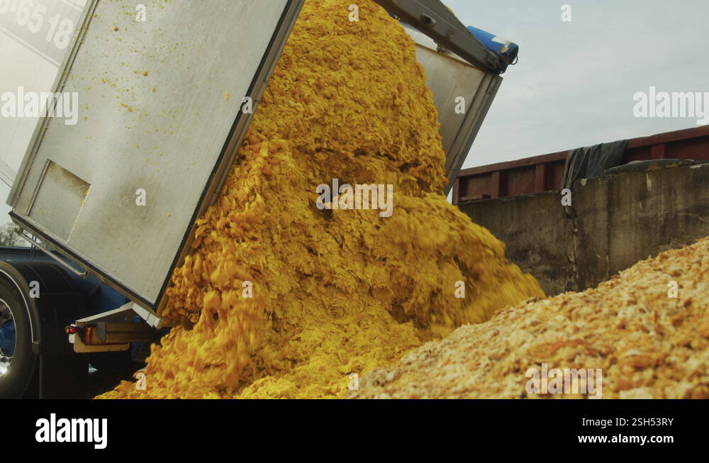 Cargo pile Stock Videos & Footage - HD and 4K Video Clips - Alamy