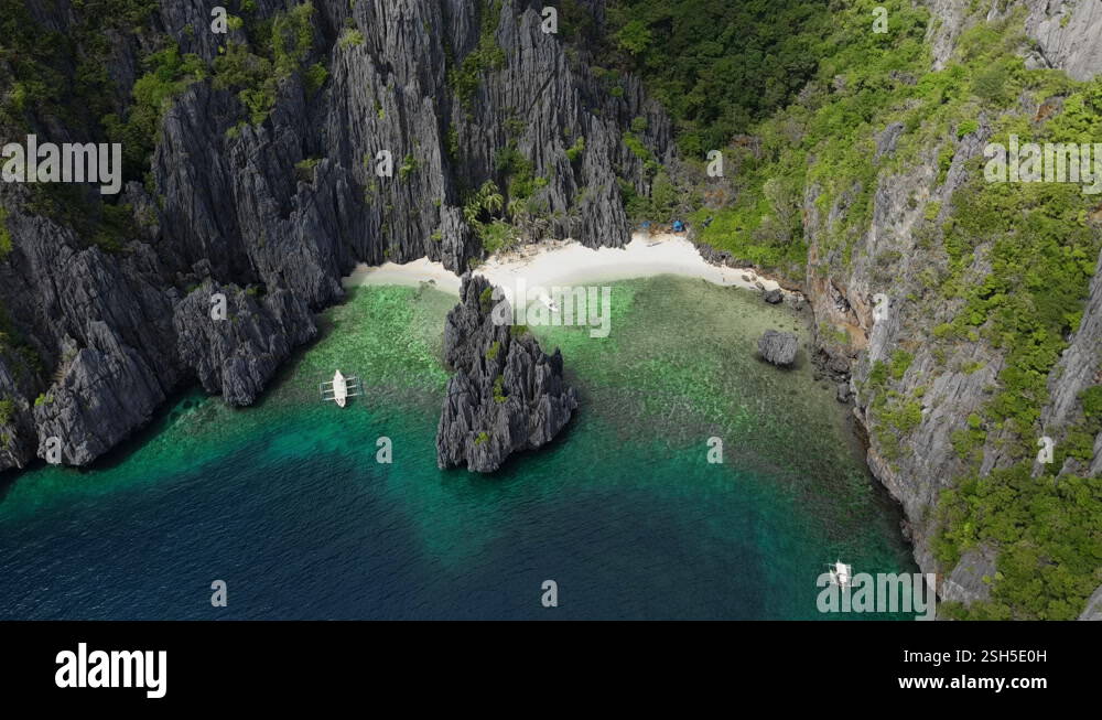 El nido philippines rock formation Stock Videos & Footage - HD and 4K ...