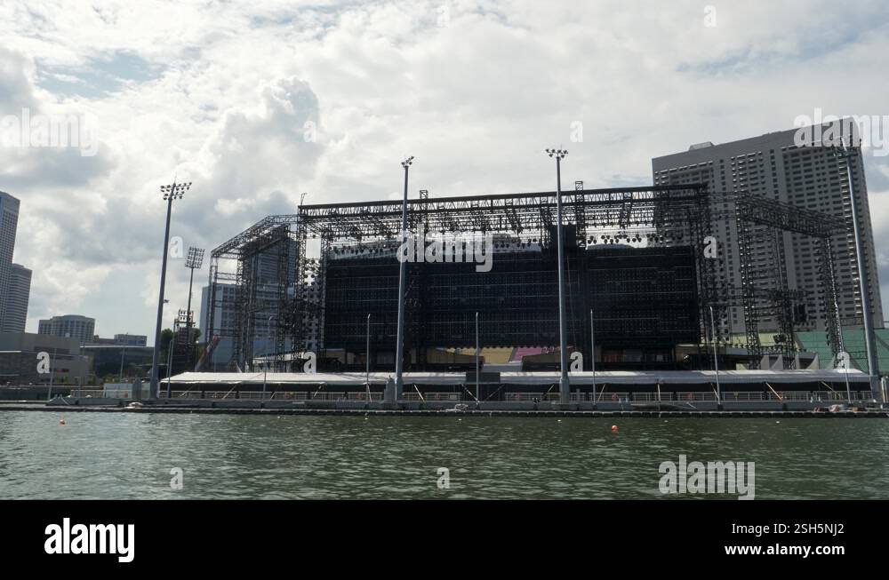 Marina Bay Stadium, the world's largest floating stadium - Singapore ...