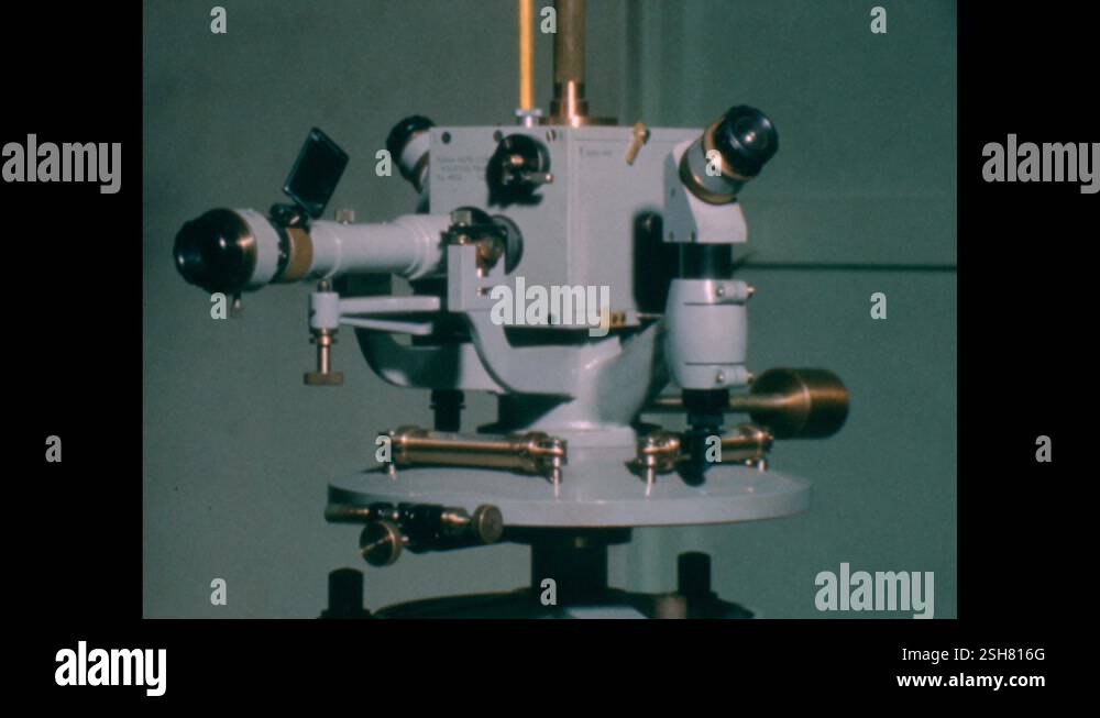 Magnetometer Stock Videos & Footage - HD and 4K Video Clips - Alamy