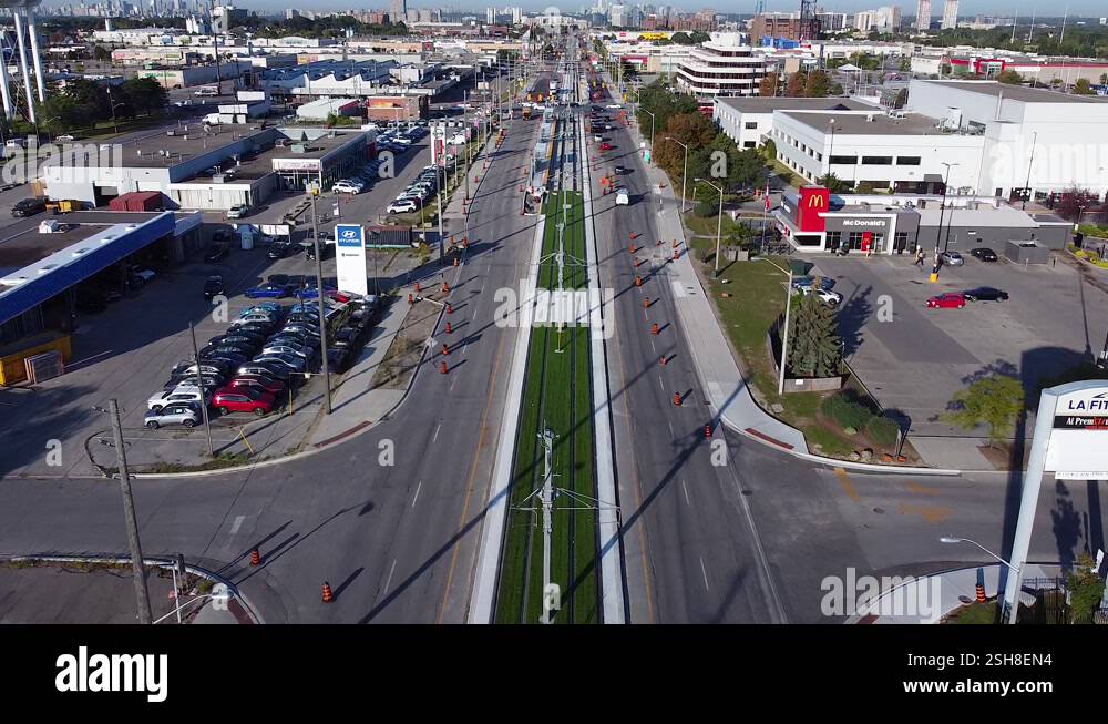 Eglinton Avenue Light Rail Transit (LRT) by Metrolinx in Golden Mile ...