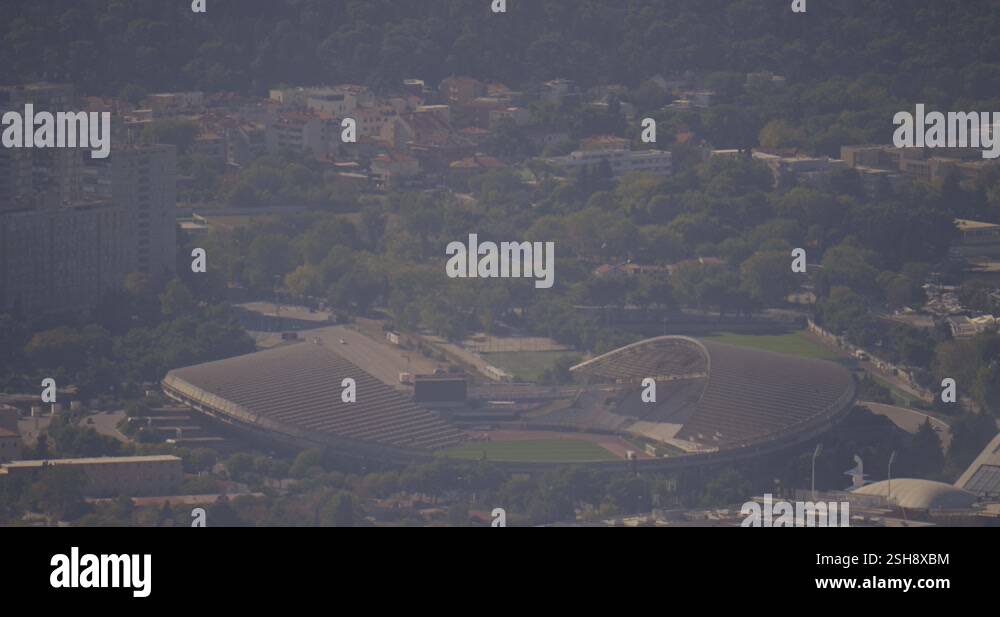 Split lens Stock Videos & Footage - HD and 4K Video Clips - Alamy