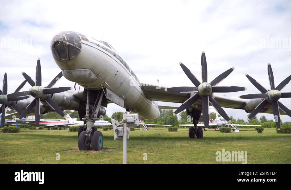 Soviet screw Stock Videos & Footage - HD and 4K Video Clips - Alamy