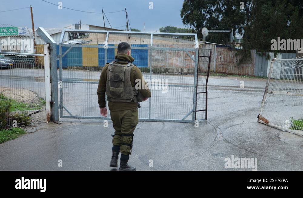 Israeli army soldier Stock Videos & Footage - HD and 4K Video Clips - Alamy