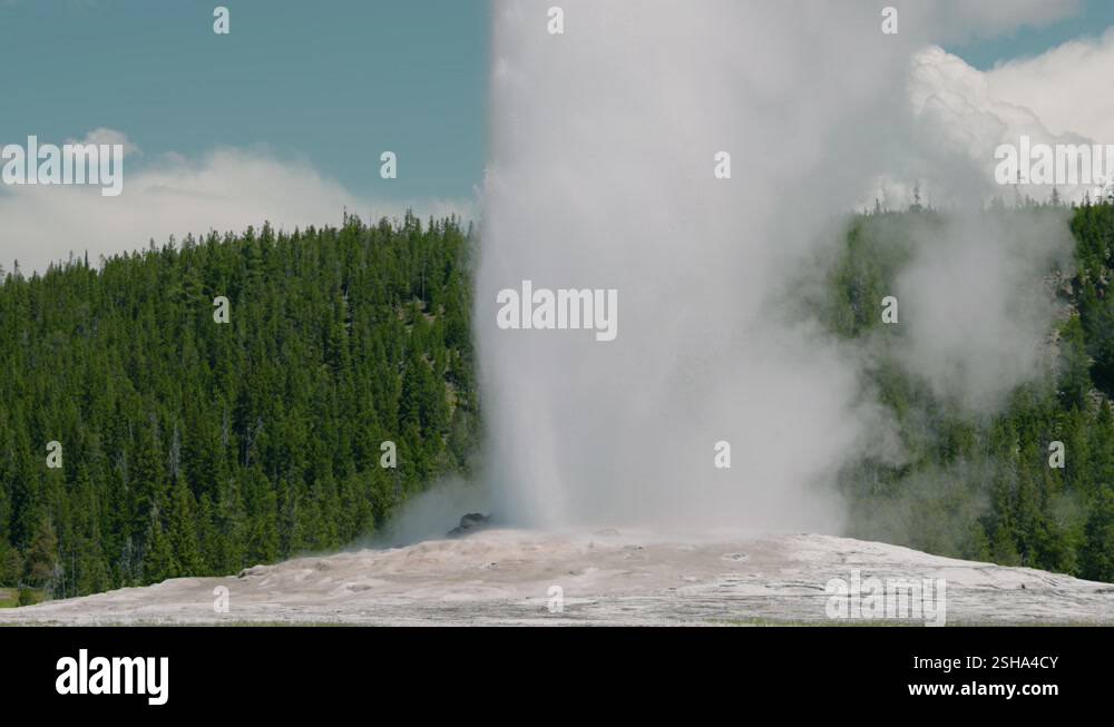 Geyser water Stock Videos & Footage - HD and 4K Video Clips - Alamy