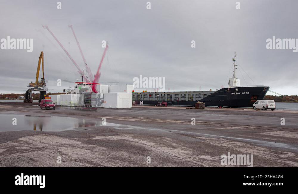 Loading shipping containers on Stock Videos & Footage - HD and 4K Video ...