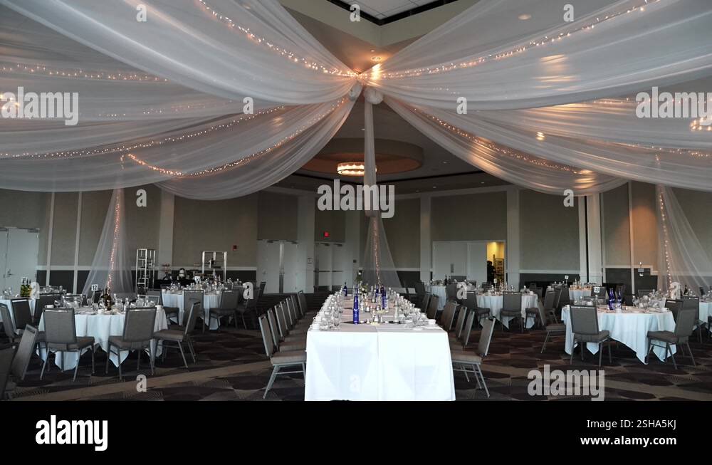 Hotel banquet hall Stock Videos & Footage - HD and 4K Video Clips - Alamy