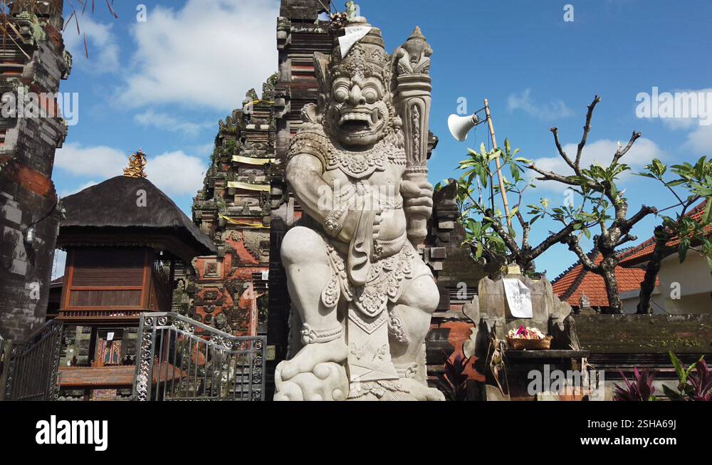 Balinese door guardian statue Stock Videos & Footage - HD and 4K Video ...