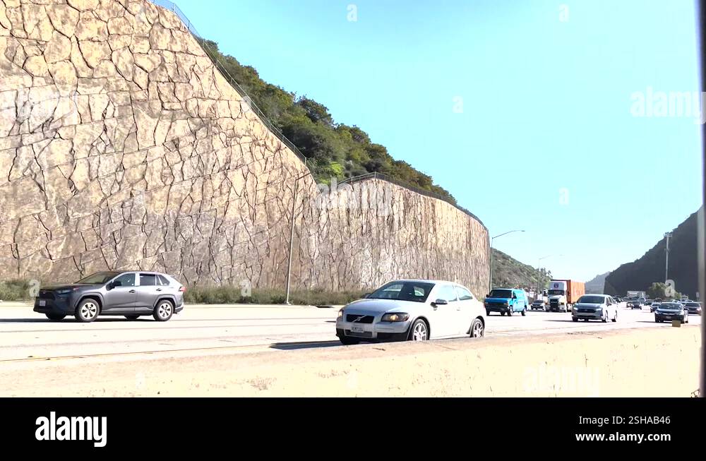 La freeway 405 Stock Videos & Footage - HD and 4K Video Clips - Alamy