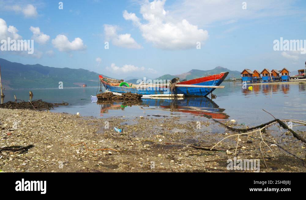 Real boat Stock Videos & Footage - HD and 4K Video Clips - Alamy