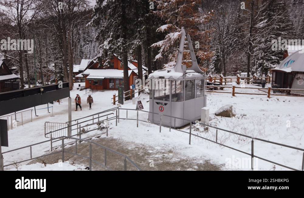 Vintage gondola by Kasprowy Wierch cable car ticket office in Kuznice ...