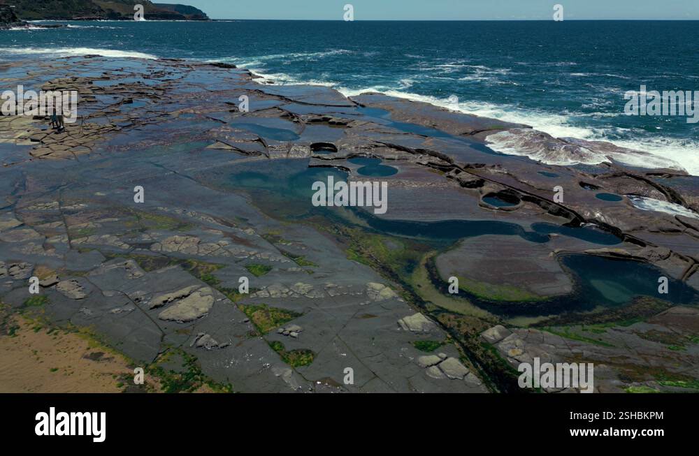 Figure Eight Pools at Sydney Royal National Park near Burning Palms ...