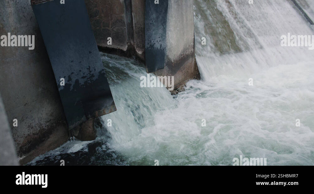 Overflow gate Stock Videos & Footage - HD and 4K Video Clips - Alamy
