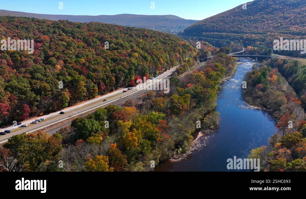 Lehigh Gorge in Carbon County Pennsylvania. Jim Thorpe and parking area ...