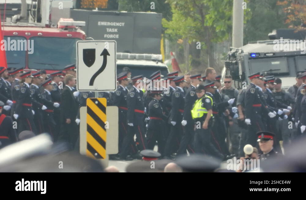 Funeral Procession For Fallen Police Officer Andrew Hong Toronto Police Stock Video Footage - Alamy
