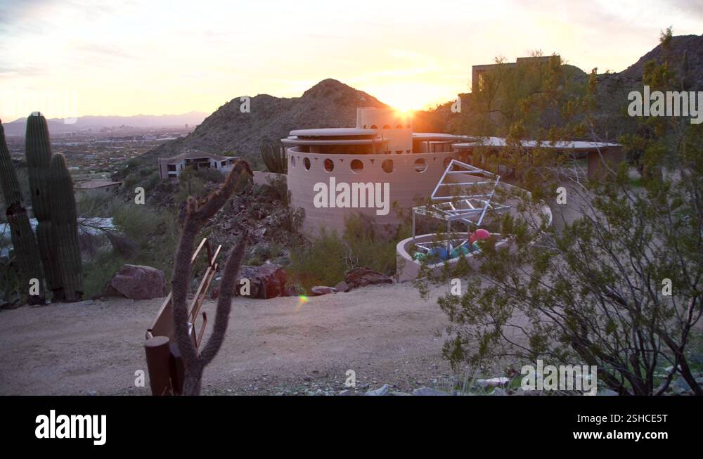 Frank Lloyd Wright Norman Lykes House Sunsset Stock Video Footage - Alamy