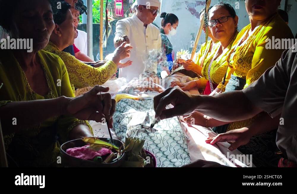 Death washing Stock Videos & Footage - HD and 4K Video Clips - Alamy