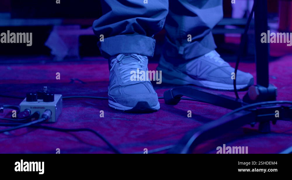 Stage lights feet Stock Videos & Footage - HD and 4K Video Clips - Alamy