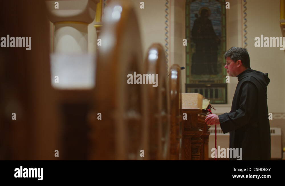 Monk reading bible Stock Videos & Footage - HD and 4K Video Clips - Alamy