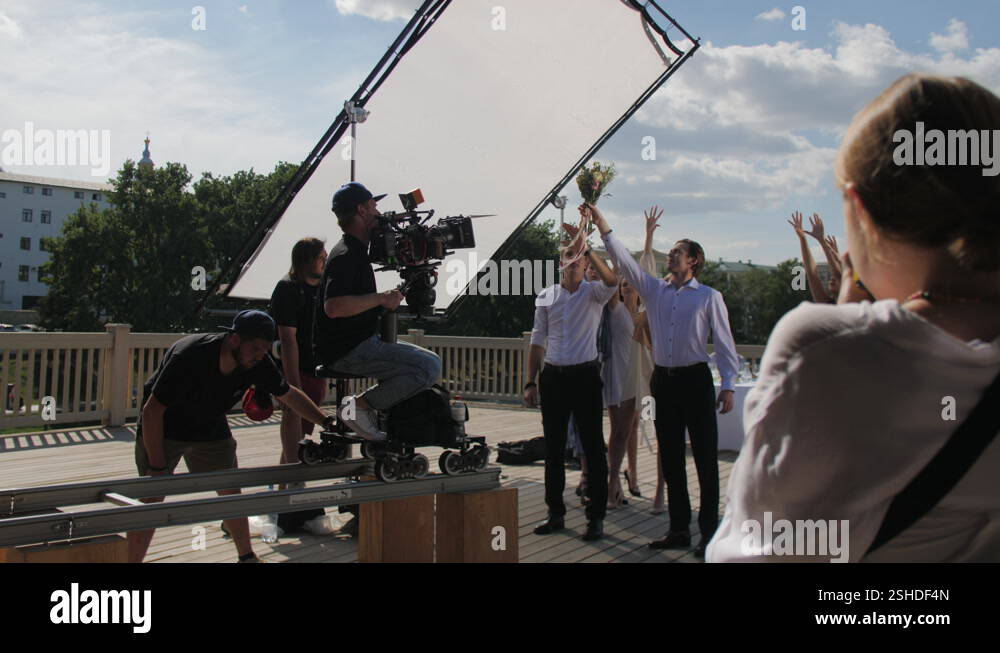 Cameraman team Stock Videos & Footage - HD and 4K Video Clips - Alamy