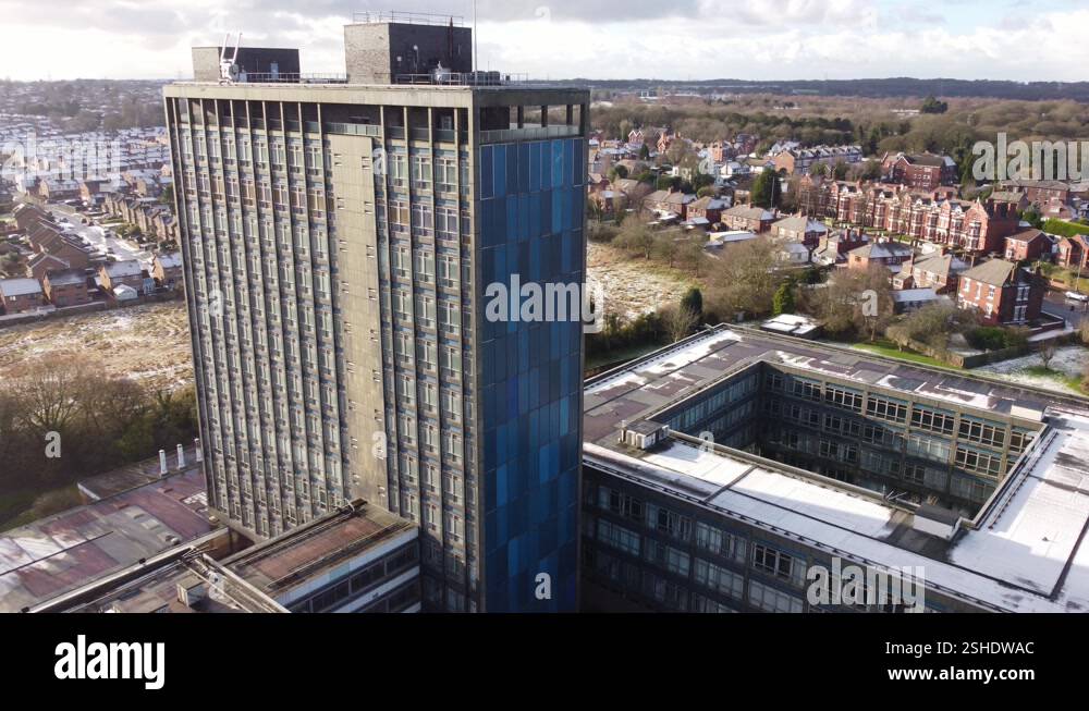 Pilkingtons glass head quarters blue high rise business office park ...