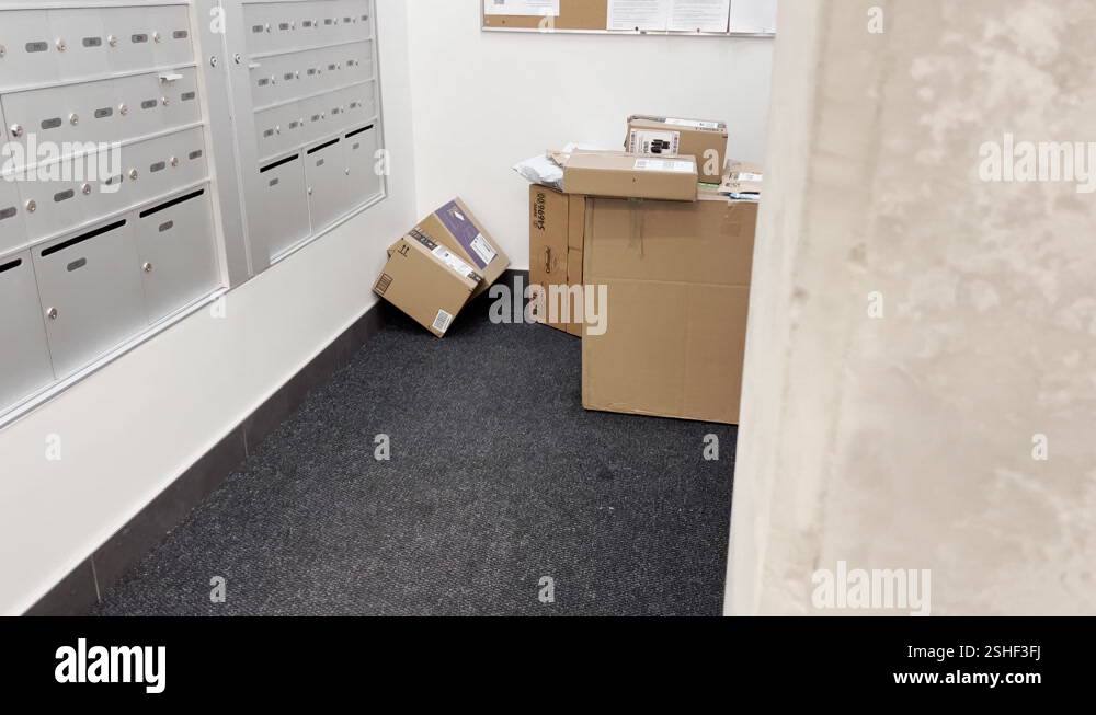 Piling inside Stock Videos & Footage - HD and 4K Video Clips - Alamy