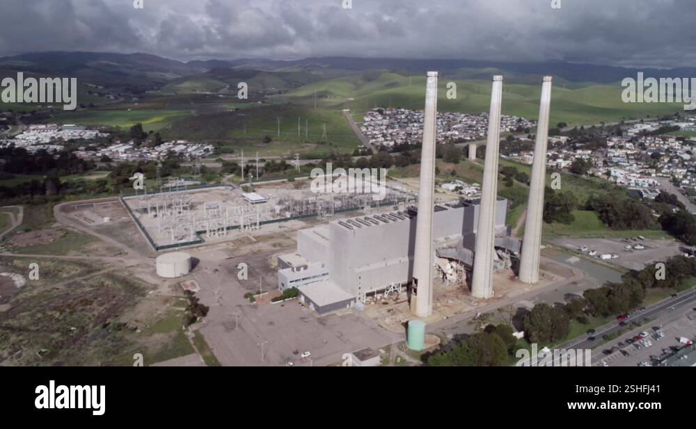 Morro Bay Power Plant in Morro Bay. Abandonment Power Plant in ...