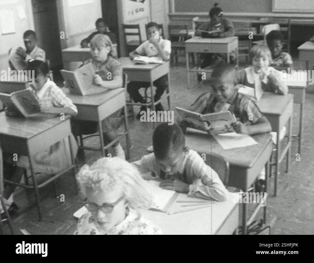Integrated classroom Stock Videos & Footage - HD and 4K Video Clips - Alamy