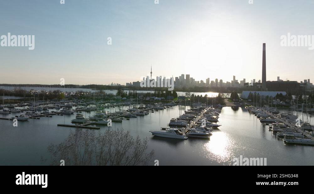 Tommy Thompson park and bay in Toronto, Ontario, Canada, Distant view ...