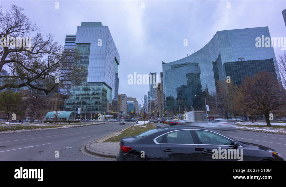 College roundabout Stock Videos & Footage - HD and 4K Video Clips - Alamy