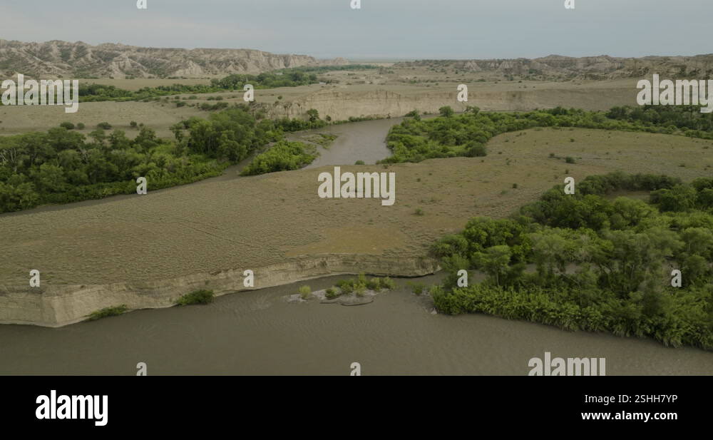Alazani river riverside in Vashlovani steppe nature reserve, Georgia ...
