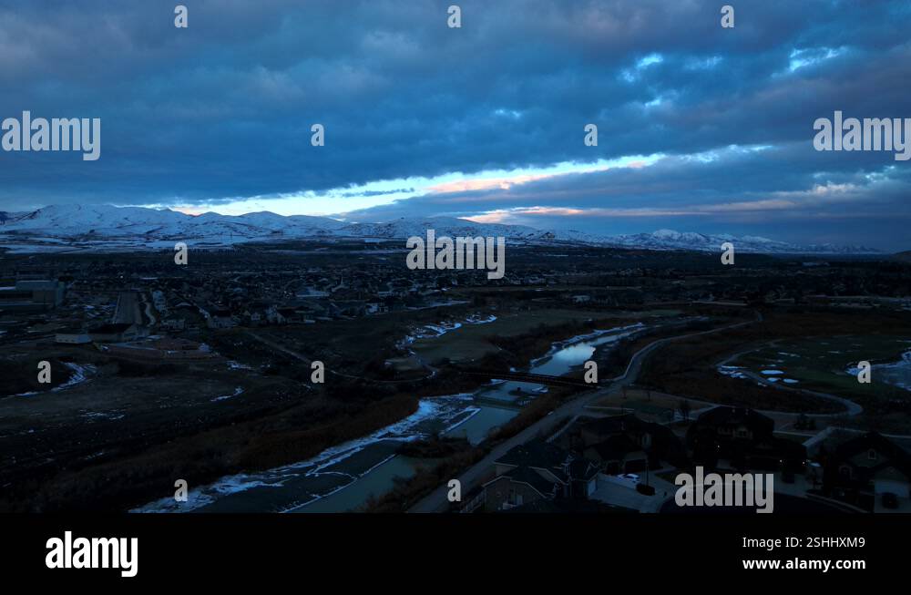 Sunrise overlooking the Jordan River Parkway trail in Lehi, Utah ...