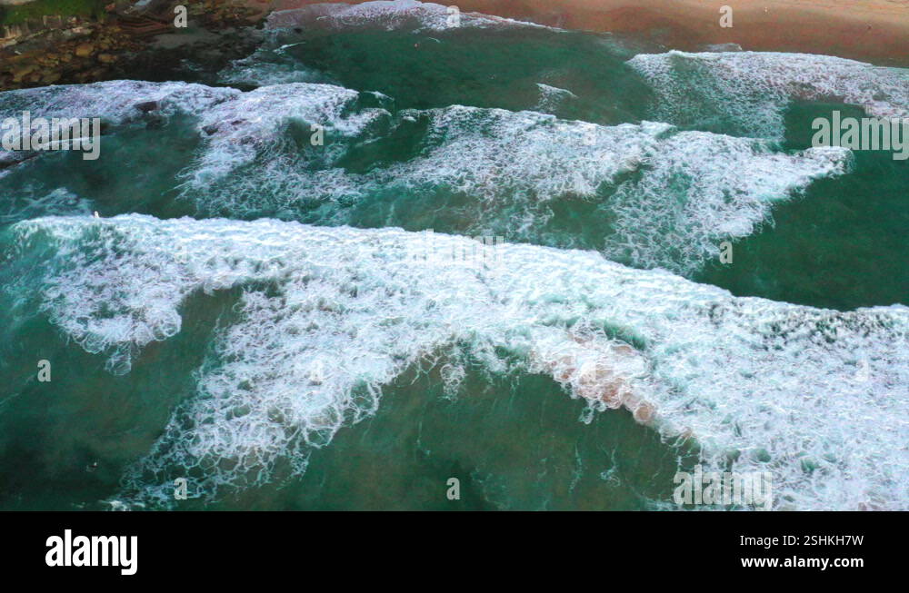 Riptide currents Stock Videos & Footage - HD and 4K Video Clips - Alamy