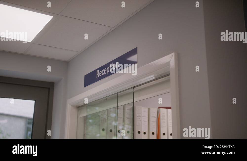Receptionarea Stock Videos & Footage - HD and 4K Video Clips - Alamy