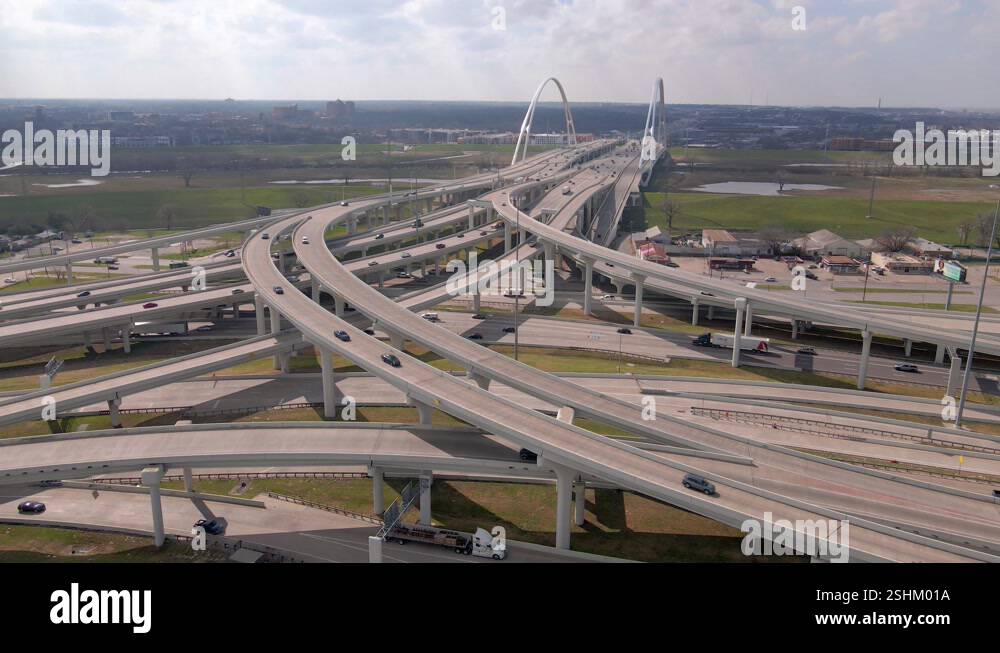 Dallas, TX. City traffic. 4K video Stock Video Footage - Alamy