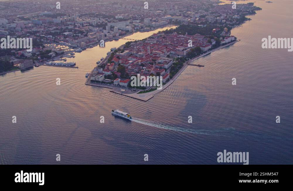 Medieval ferry Stock Videos & Footage - HD and 4K Video Clips - Alamy