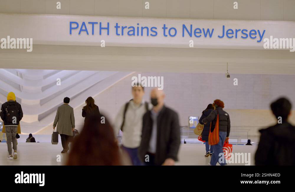Path trains to New Jersey departing at World Trade Center - NEW YORK ...