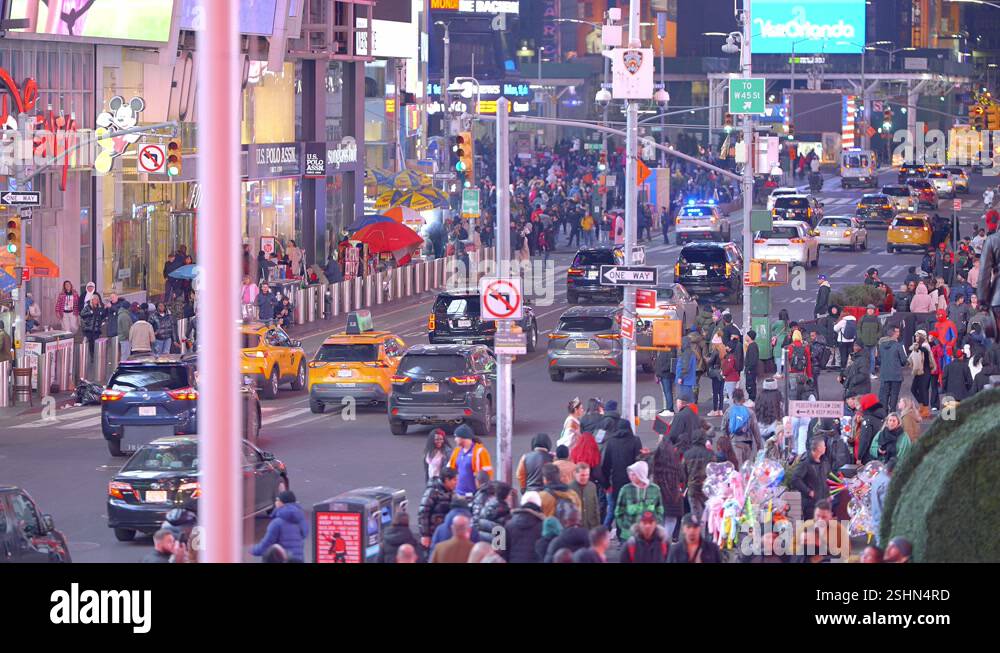 Times Square in New York is a very popular and busy place - NEW YORK ...