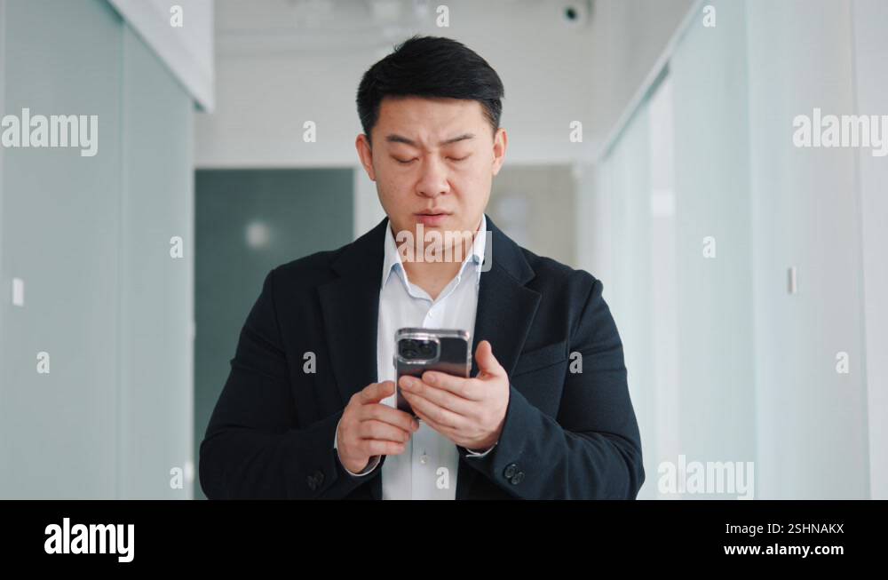 Weak internet signal Stock Videos & Footage - HD and 4K Video Clips - Alamy