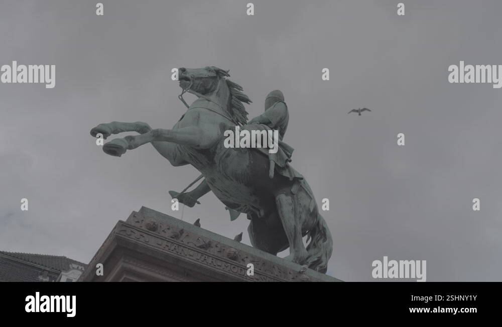 Absalon statue Stock Videos & Footage - HD and 4K Video Clips - Alamy