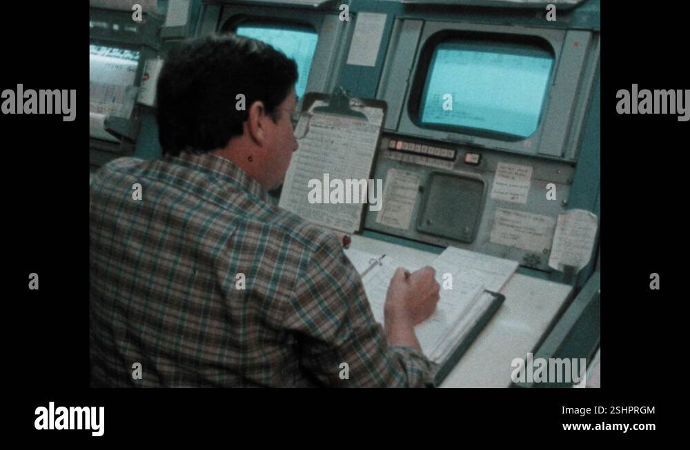 Panels images Stock Videos & Footage - HD and 4K Video Clips - Alamy