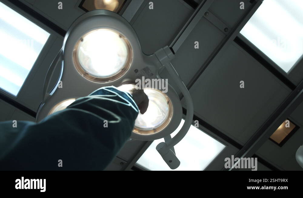 Light pointing into camera Stock Videos & Footage - HD and 4K Video ...