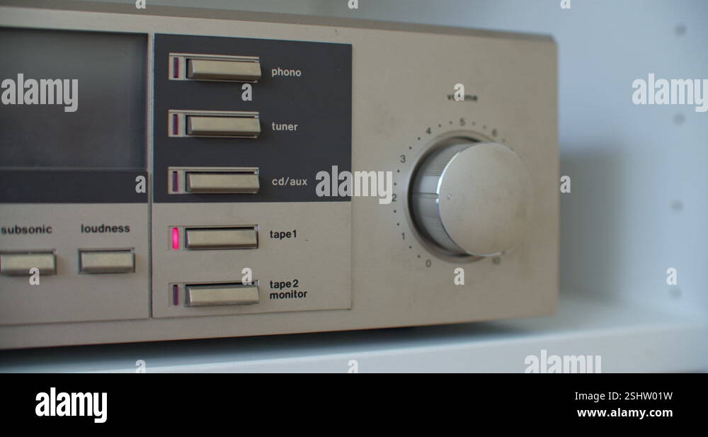 Vintage stereo system Stock Videos & Footage - HD and 4K Video Clips ...