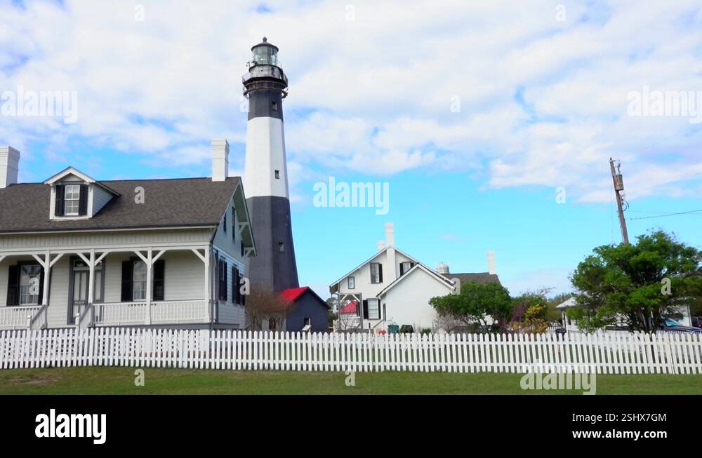 Tybee lighthouse Stock Videos & Footage - HD and 4K Video Clips - Alamy